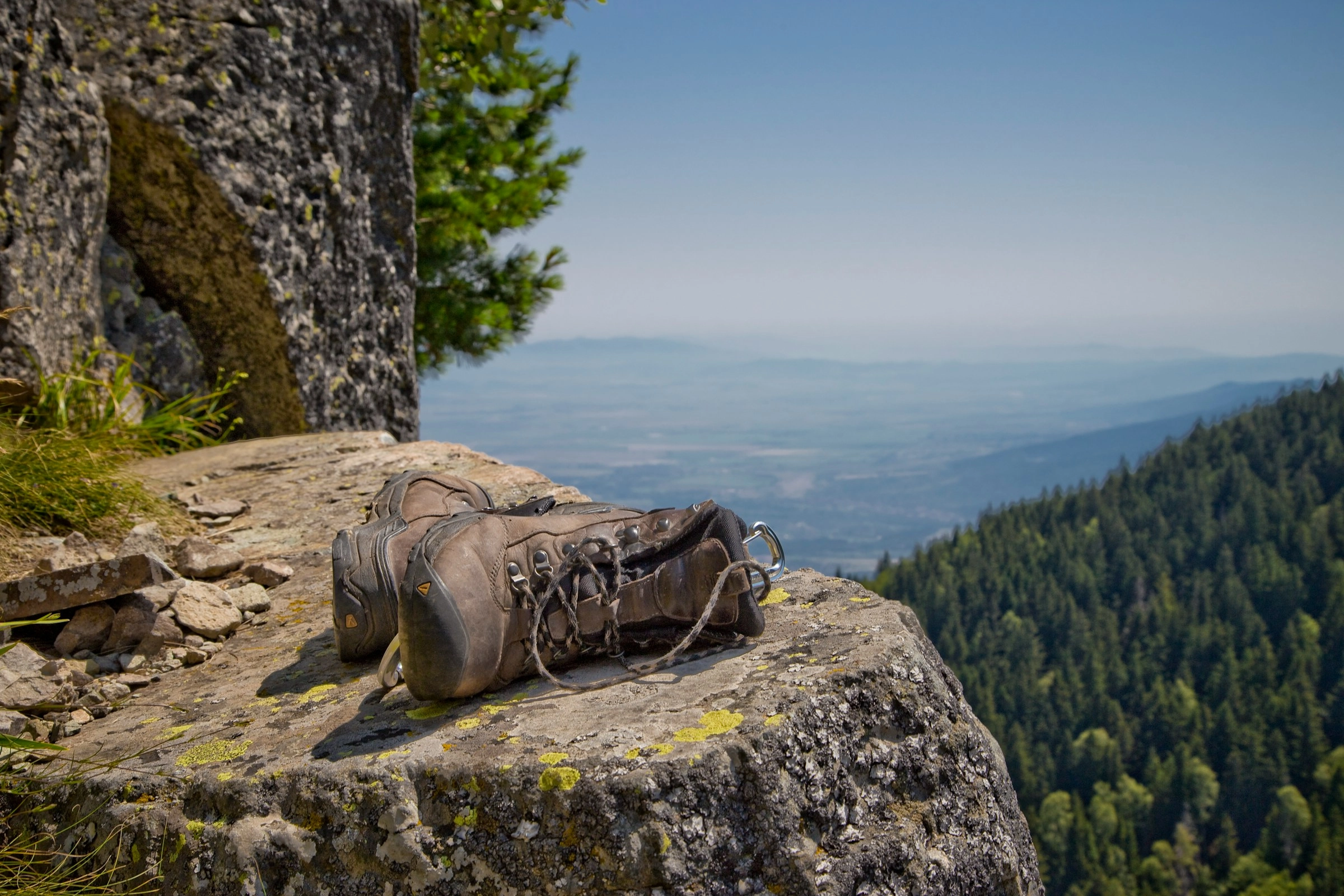 Hiking boots Color Palette, Combinations & Schemes | Octet Design Labs