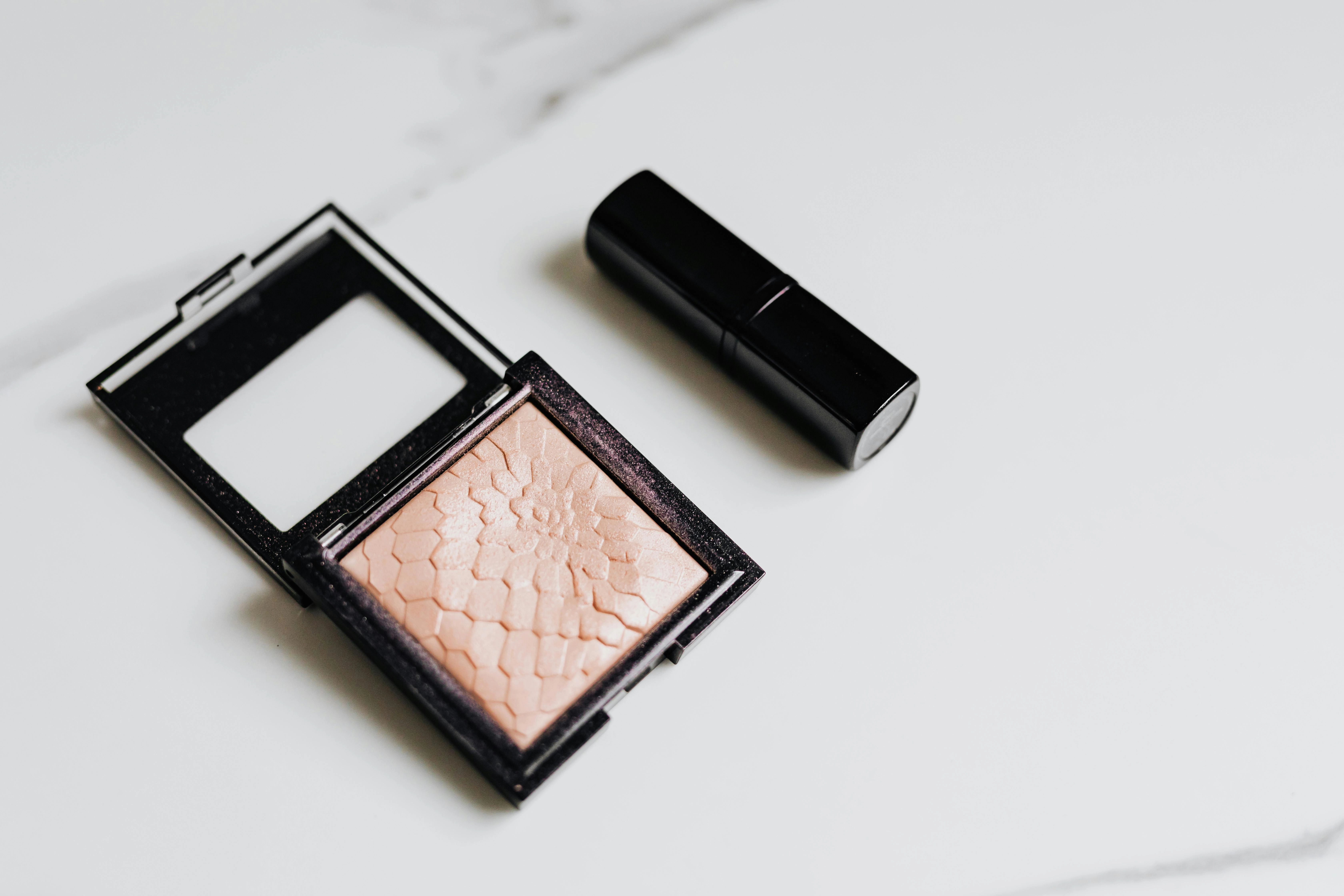 Makeup Compact Color Palette, Combinations & Schemes | Octet Design Labs