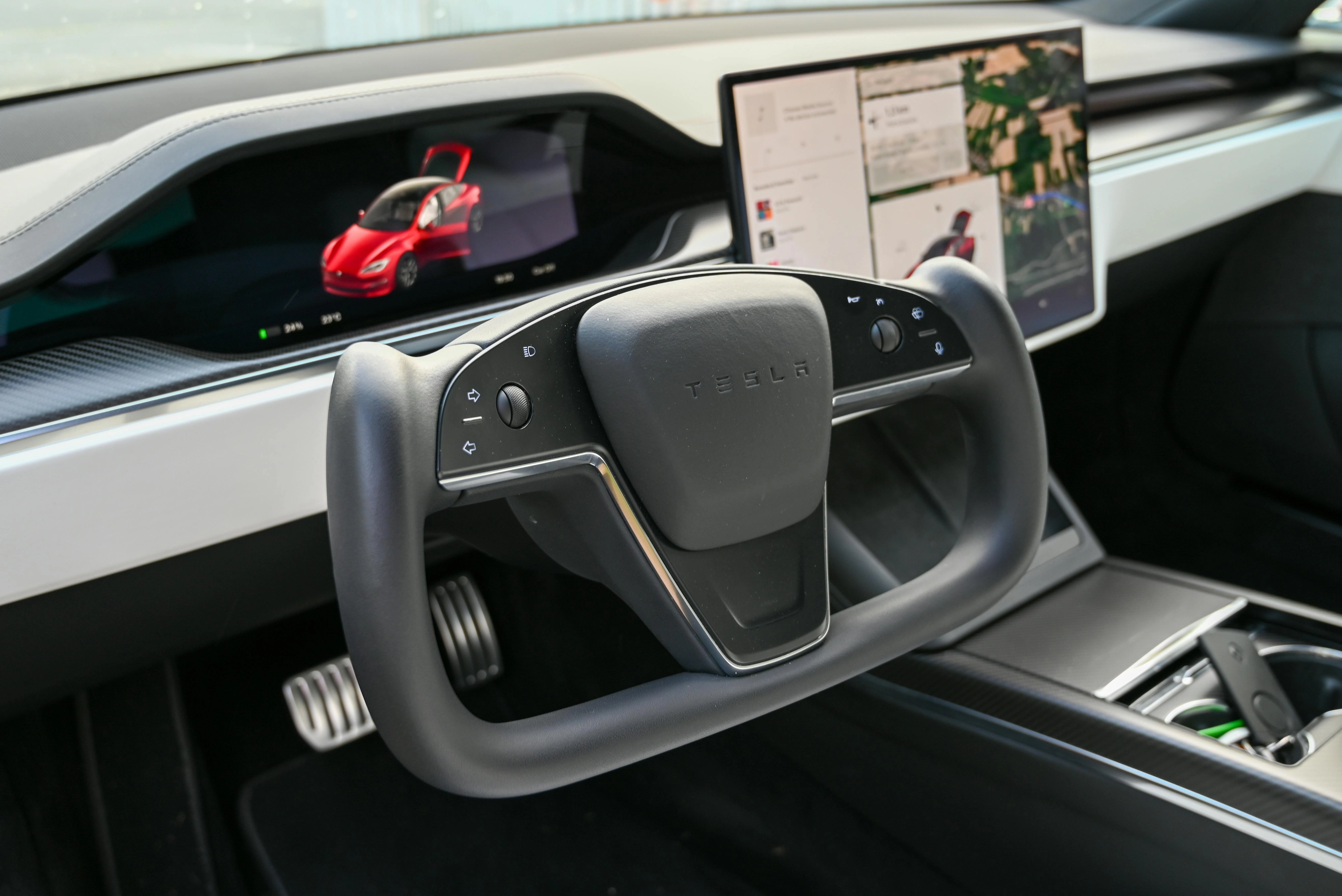 Tesla's Futuristic Color Palette, Combinations & Schemes | Octet Design ...