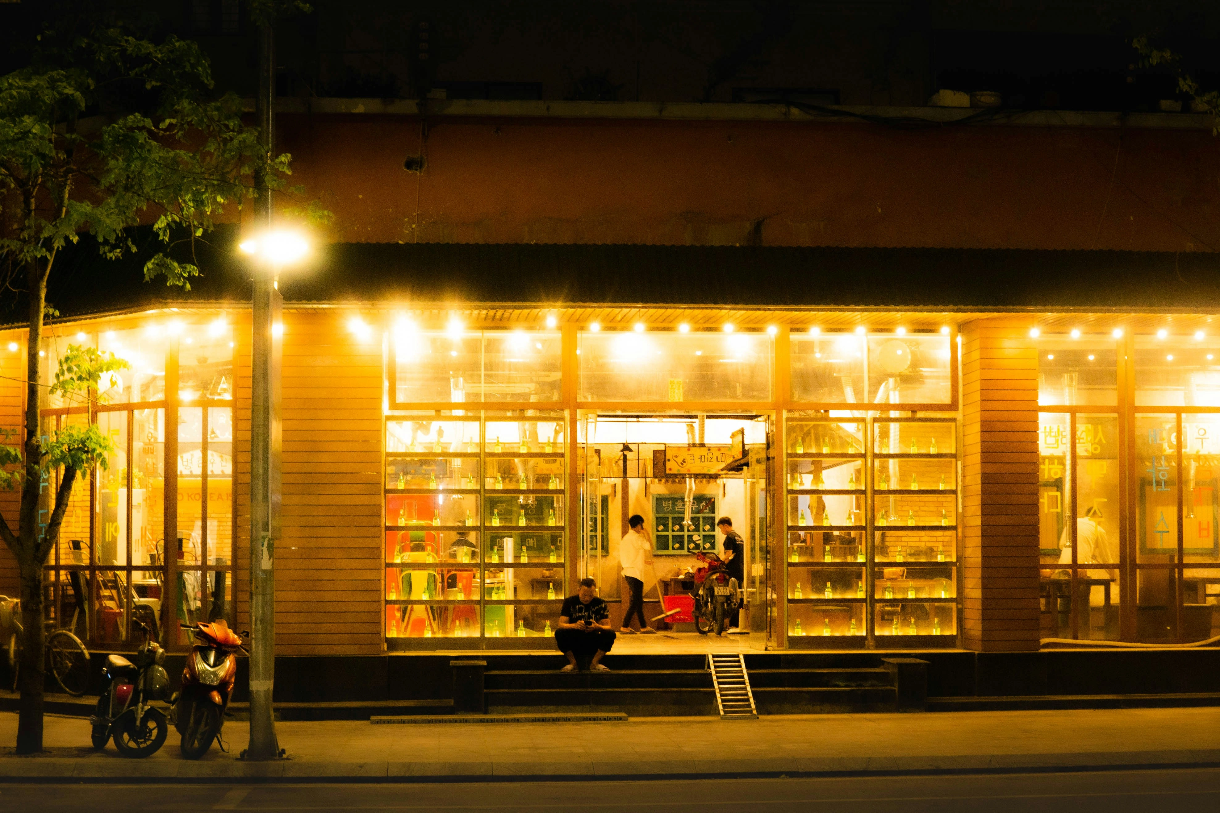 Glowing Storefront Color Palette, Combinations & Schemes | Octet Design ...